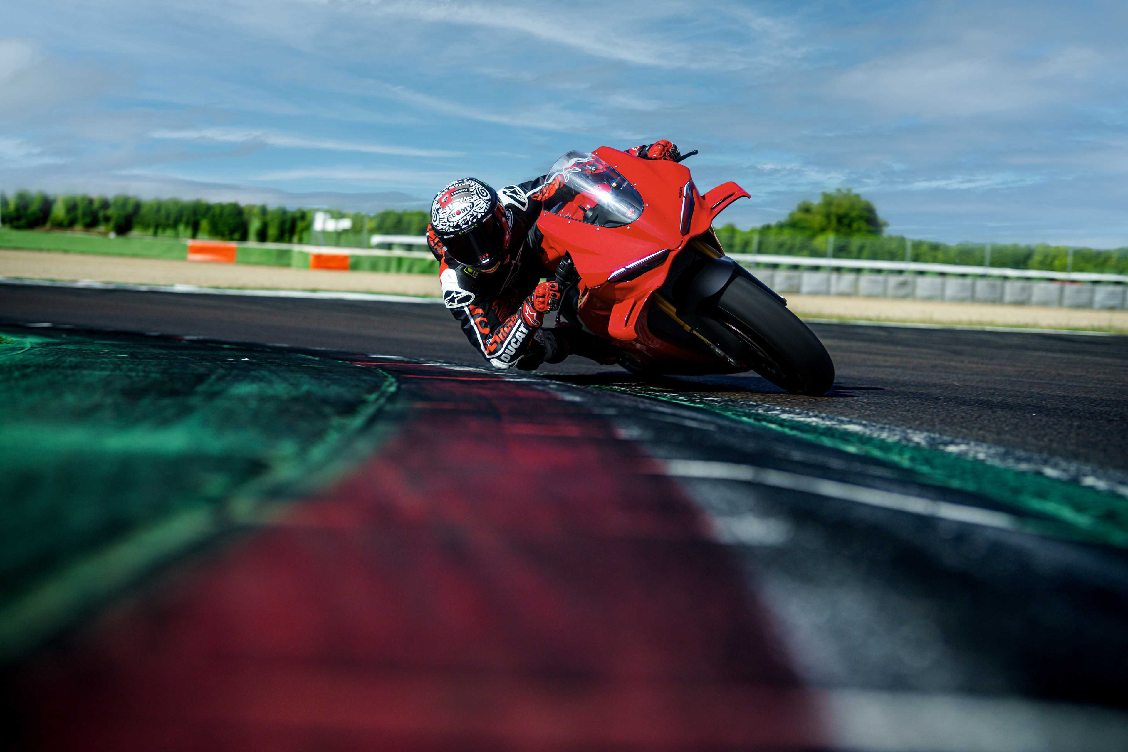 Ducati unveils the Panigale V4 | Square Mile