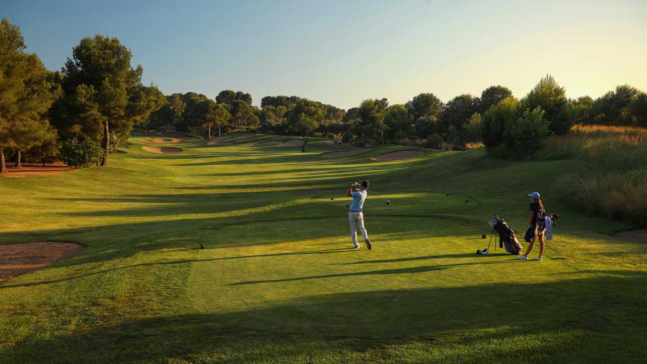 Have fun in the sun at INFINITUM golf resort | Square Mile