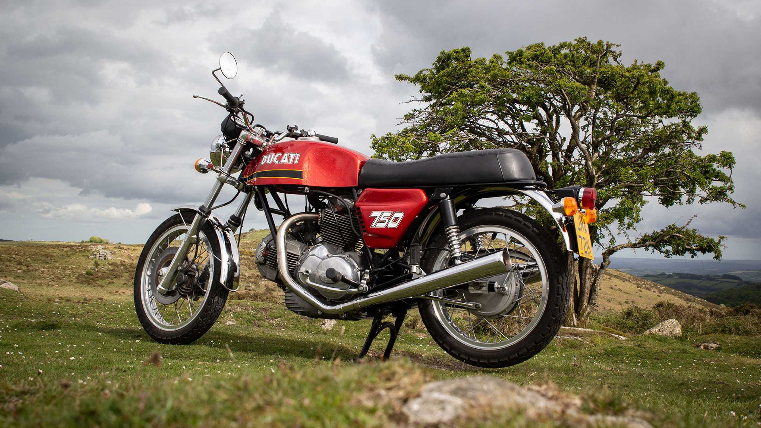 What classic Italian motorbike should you buy? | Square Mile