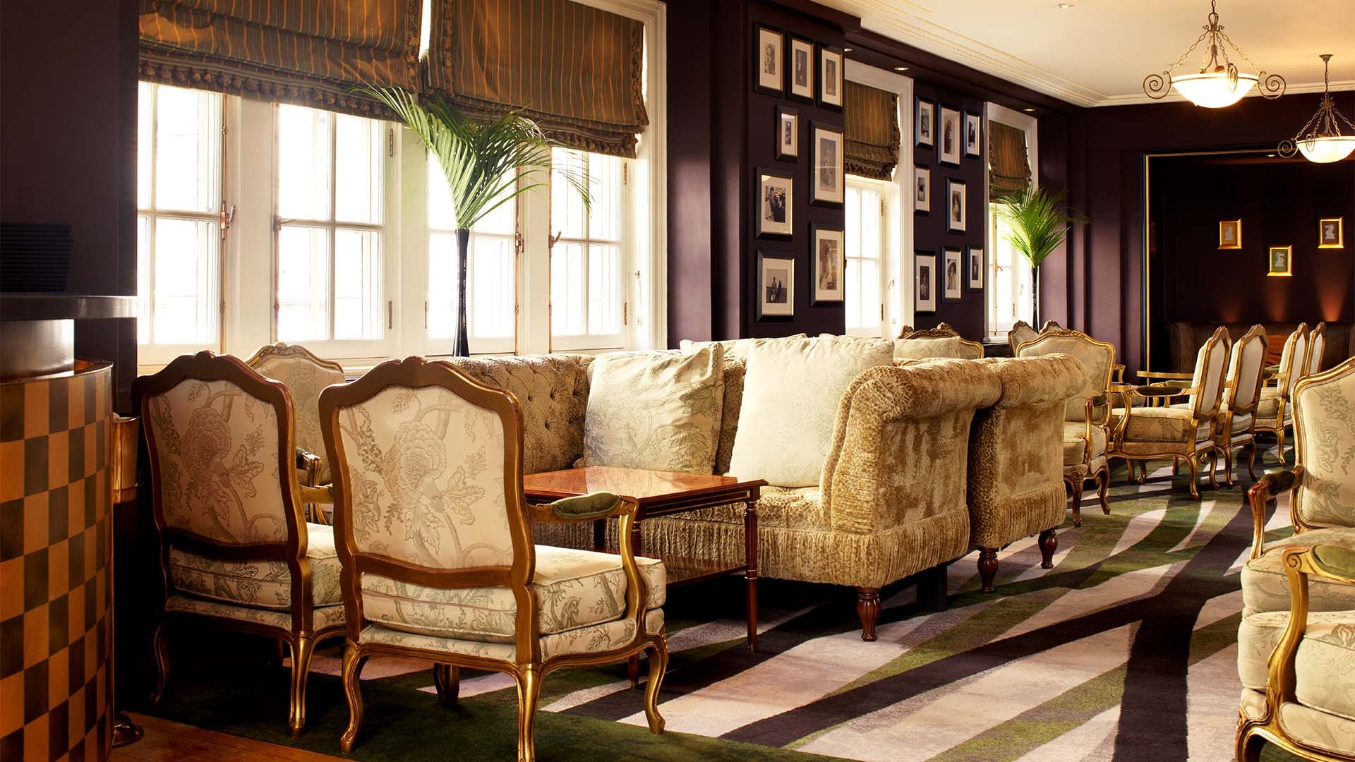 Knight's Bar, Simpson's in the Strand | Square Mile