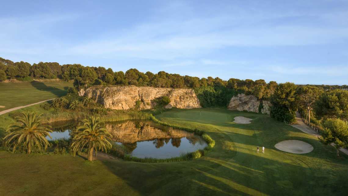 Have fun in the sun at INFINITUM golf resort | Square Mile