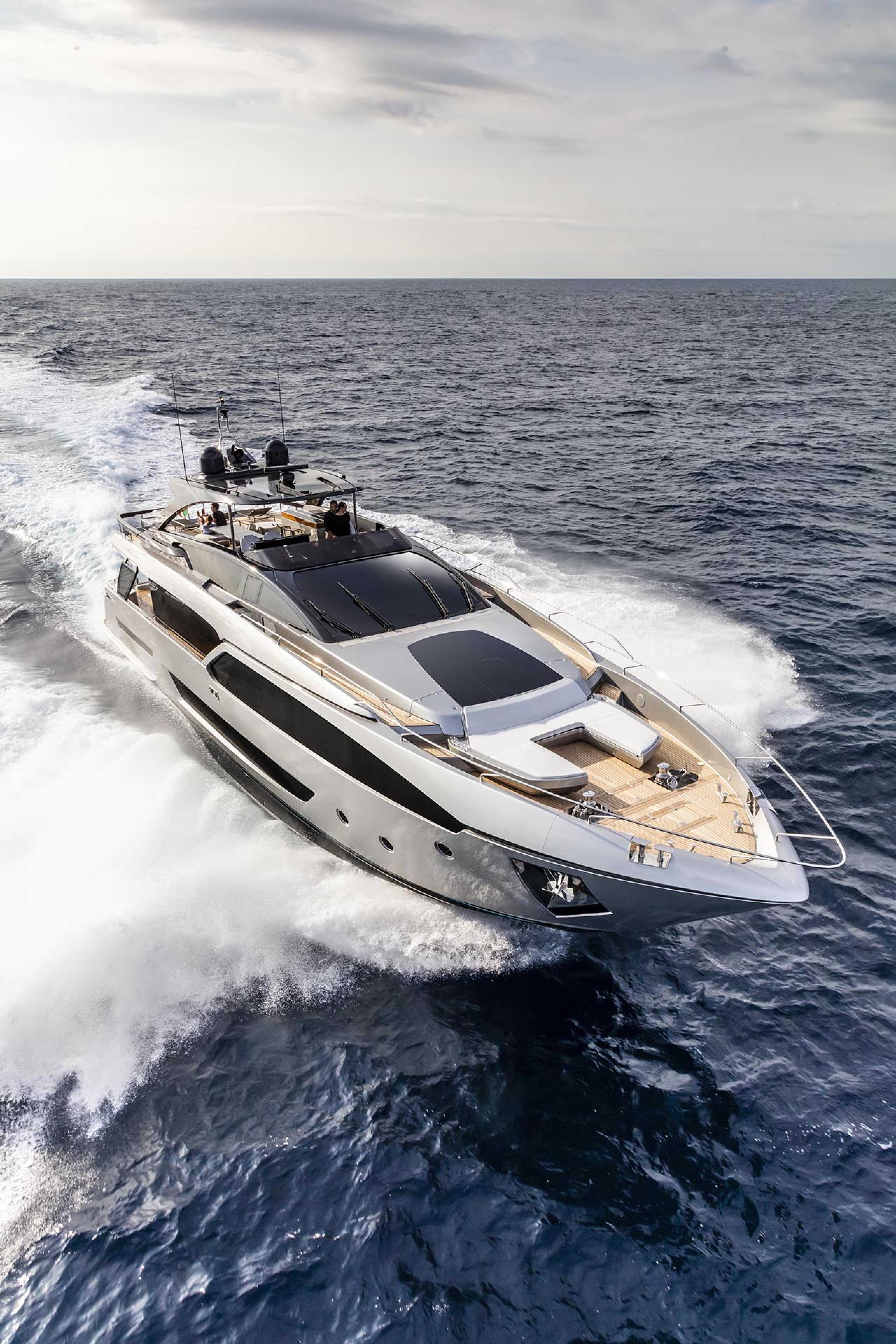 Riva Argo 90 looks fast even when standing still | Square Mile