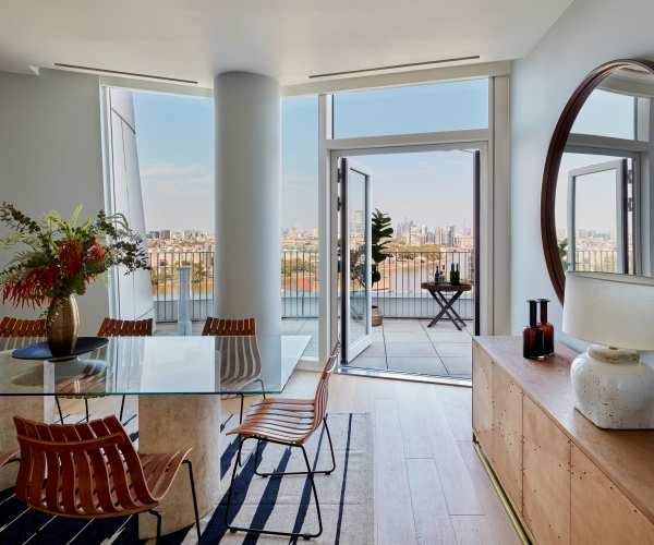 Become lord of the manor at Titlarks House | Square Mile